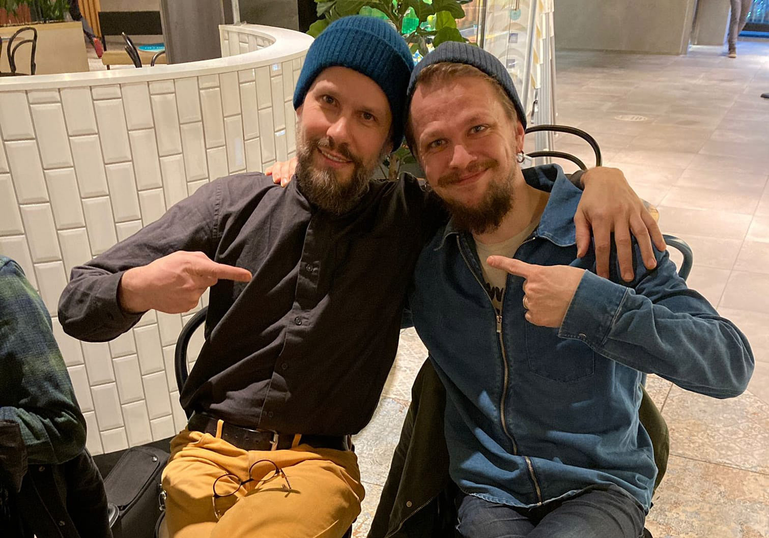 Uusi kitaristi! – frigg.band